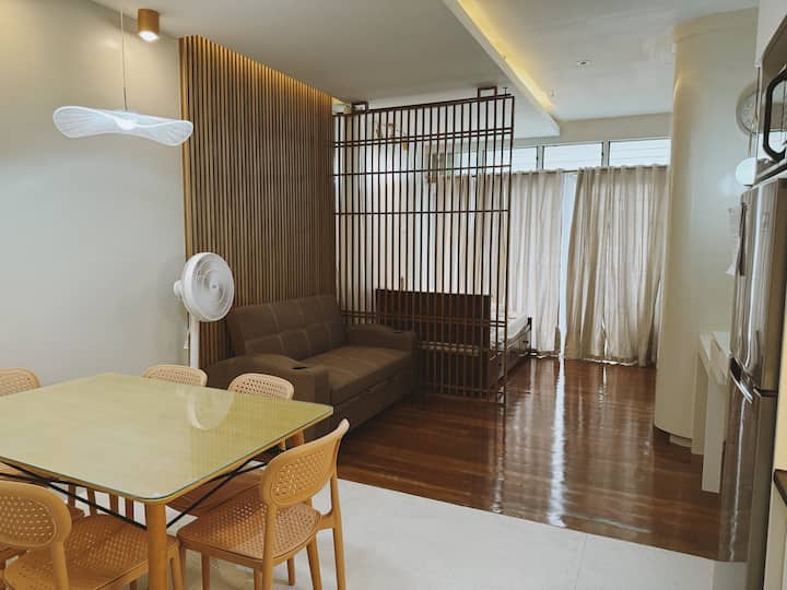 Dreamy Modern Family Suite Near Ayala/mango/fuente - Cebu
