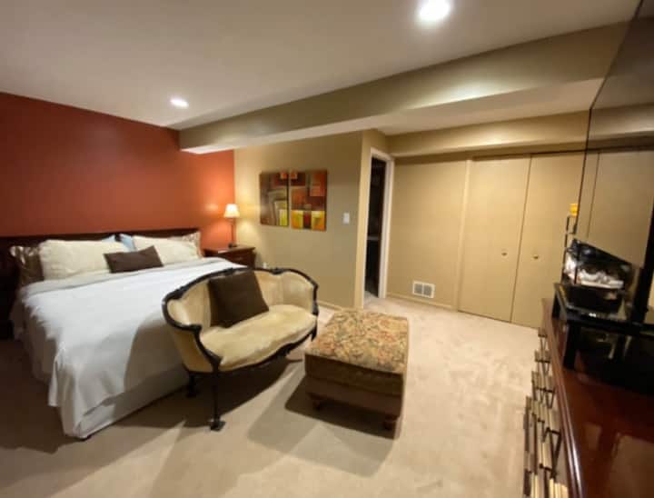 Separate Unit Bedroom - In The Heart Of Everything - Morgantown, WV