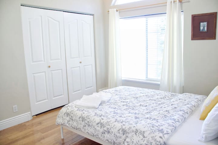 Spacious 6bd Home| 6.5baths Perfect For Family - Cedar City, UT