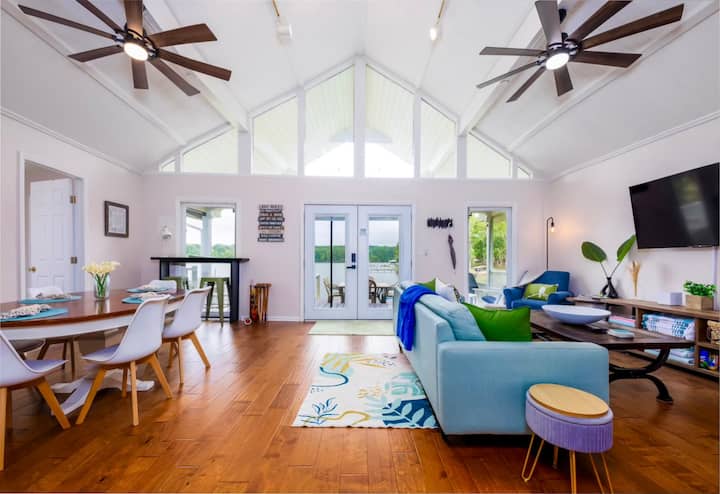 Lakefront Home | Kayaks, Fishing, Firepit, Eagles - Ridgeway, SC