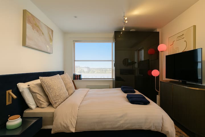 Islington Self Contained Studio - London