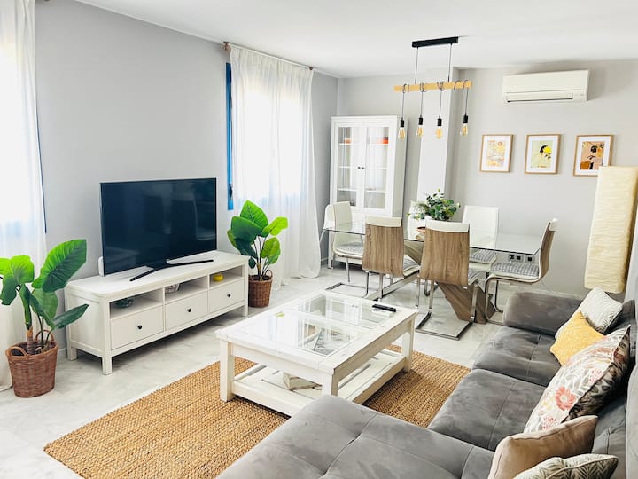 Fantástico ÁTico Duplex Junto Al Mar Y Parking - Torremolinos