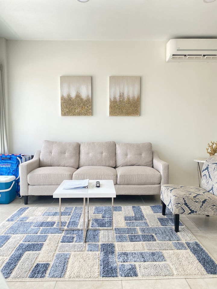 Bushiri's Long Life Building-2bd|1ba Apt-sleeps 4 - Aruba