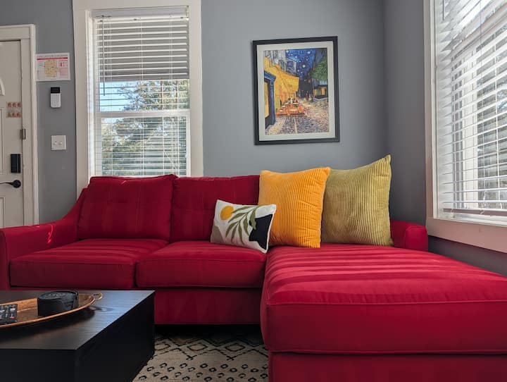 Dundee Escape (Centrally Located / Sleeps Up To 6) - North Charleston, SC