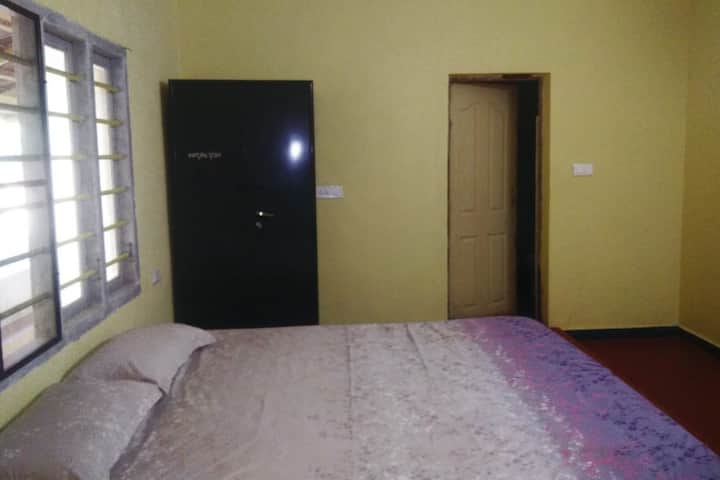 Private Room In A Traditional Kerala House - Palakkad