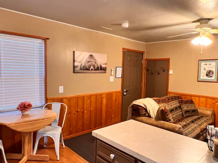 Cozy Bear Cabin #6 - Ruidoso, NM