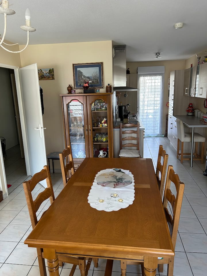 Appartement T3 Avec Balcon - Chambéry