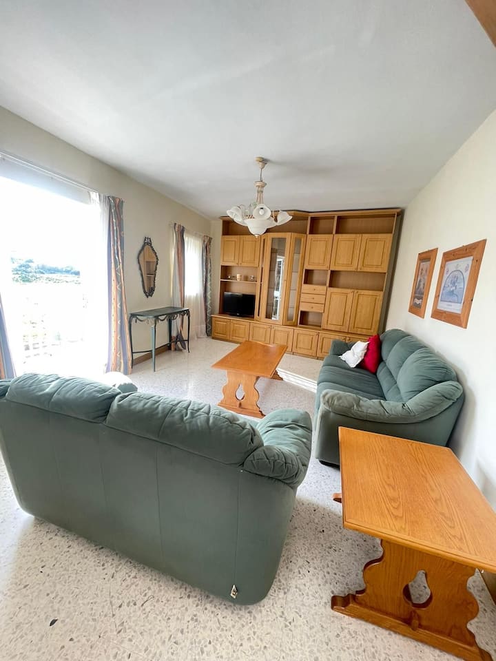 2 Bedroom 2 Shower Rooms Apartment In Mellieha Bay - Malta