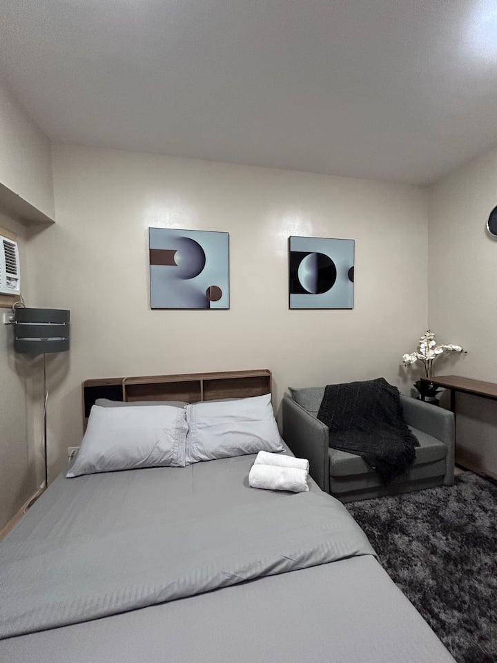 Sm Sunvida Condo W/ Pool, Gym 50mbps Wifi - Cebu City