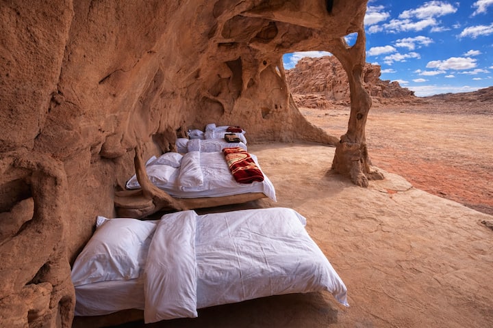 Wadi Rum Starlight Cave - Jordania