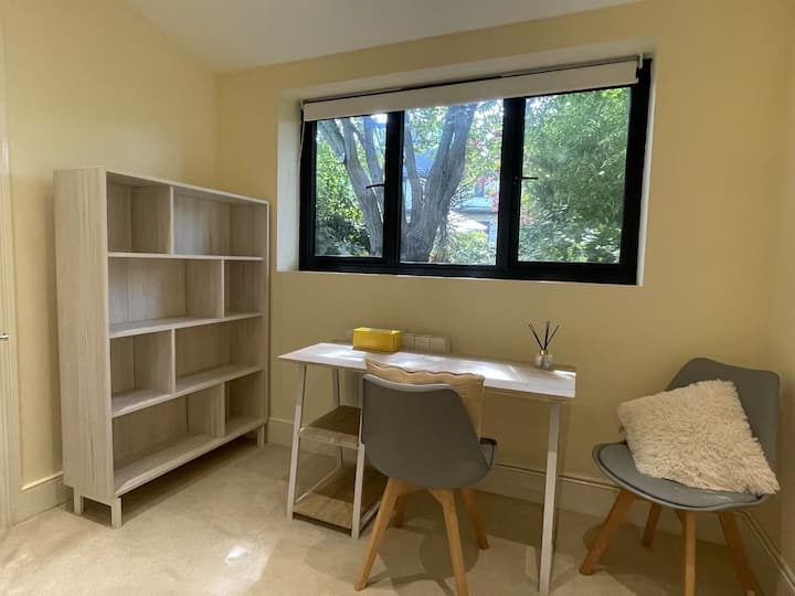 Stylish Garden Flat - Kingston upon Thames