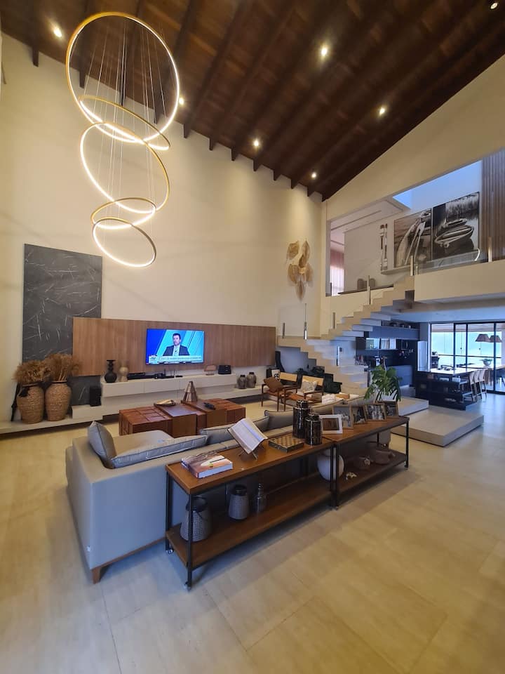 Casa Alto Luxo Em Capitólio - Capitólio