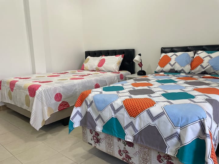 Suite Full Cerca Del Hospital De Solca (Dos Camas) - Portoviejo