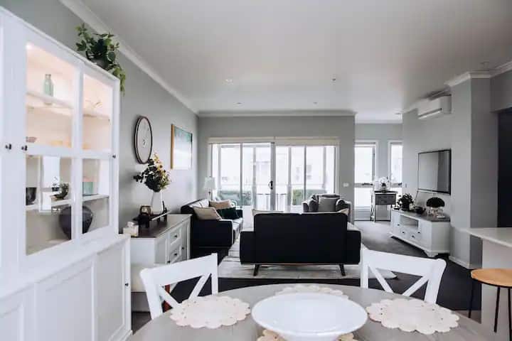 Beachside Townhouse - Mornington