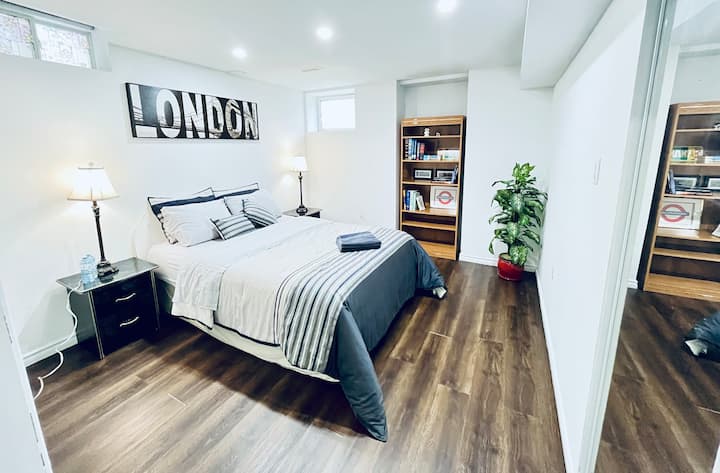 Spacious 2 Bedrooms + Den Legal Basement Apartment - Brampton