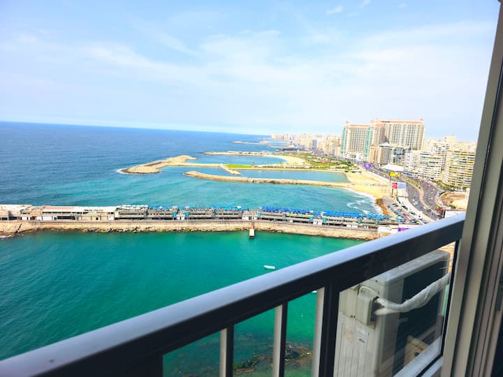 Gleem Luxury Direct Sea View - Alejandría