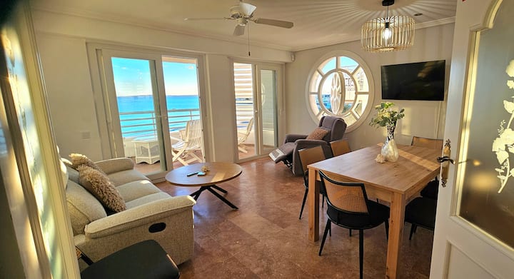 Apartment With A Beach View. First Line. Principe - Santa Pola