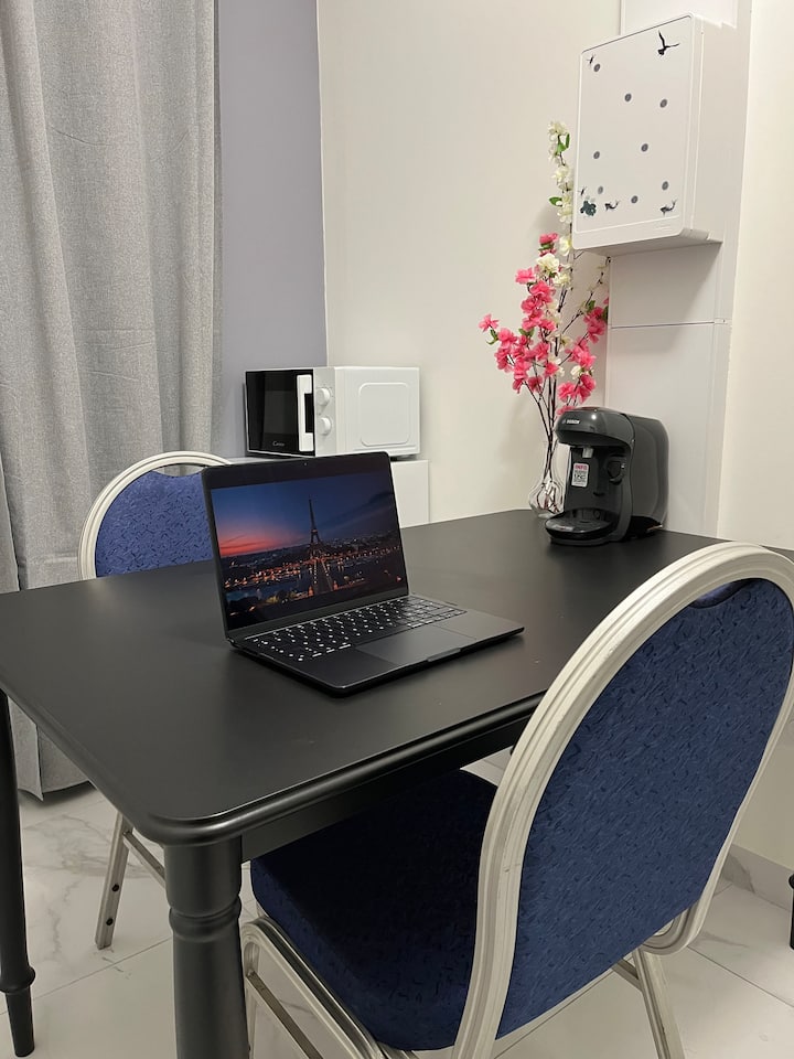 Logement Zen Tout éQuipé, Avec Parking - Sevran