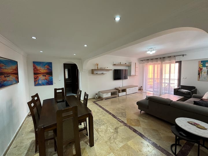 Superbe Appartement Gueliz  Piscine/wifi/clim - Marrakech