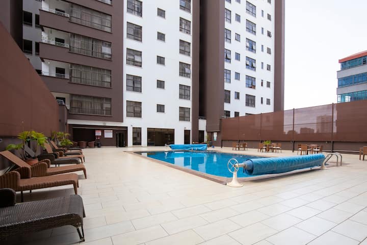 5 Beds | 3.5 Ba Extra-roomy Walk-to Sarit Centre - Nairobi