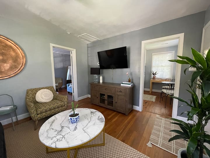 Downtown Carriage House - Raleigh, NC