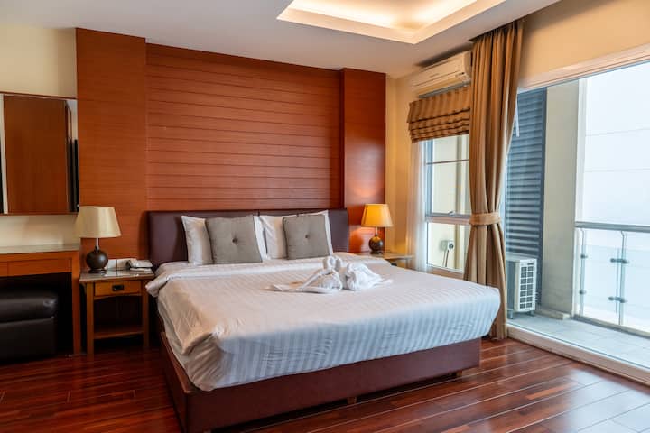 Royal 1br 70sqm At 42 Grand Residence Bts Ekkamai - Bangkok