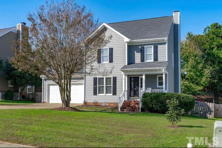 Cozy Family Home - Cary, NC