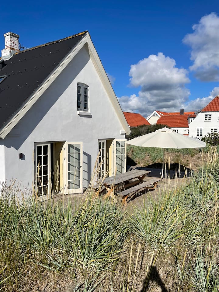Stort Og Nyrenoveret, Klitmøller - Klitmøller