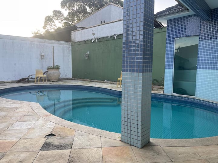 Mansão Branca Em Cabo Frio - Cabo Frio