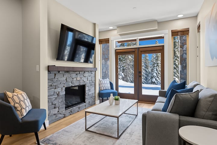 Altitude - True Ski In/ski Out - Sun Peaks Resort, BC