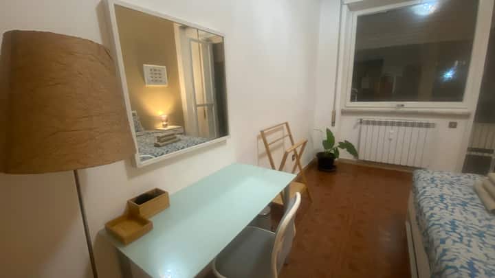 Bronze Room Tiburtina Studios - Rooma