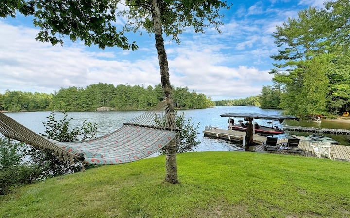 Lazy Moose Trent Severn Waterway (100% Cdn Owned) - Gravenhurst