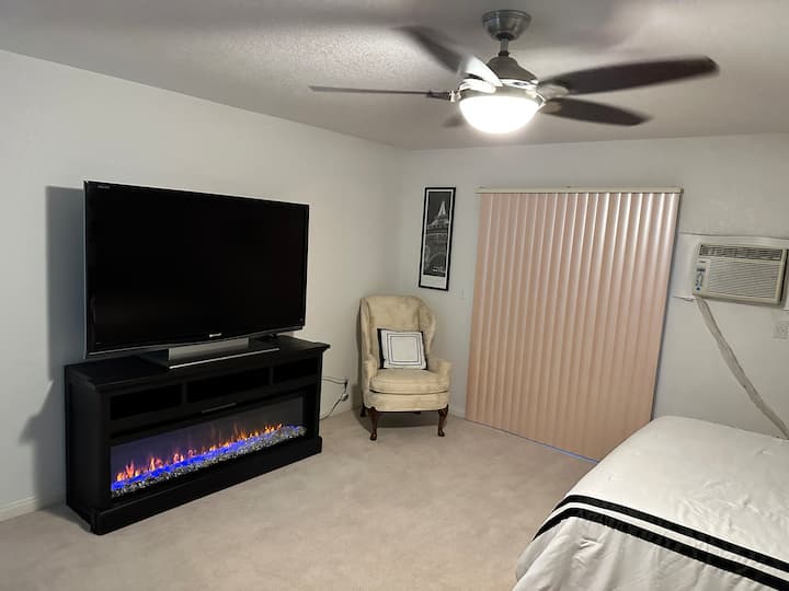 Cozy Private Vegas Casita - Las Vegas