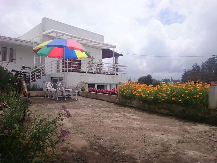 Lush Ooty Town Hideaway - 烏塔卡蒙德