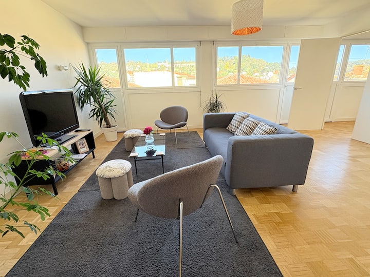 Hypercentre, 3 Chambres, 4 Lits, 130 M2,parking - Agen