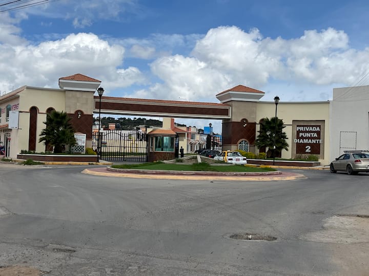 Casa En Pachuca En Linda Privada - Pachuca