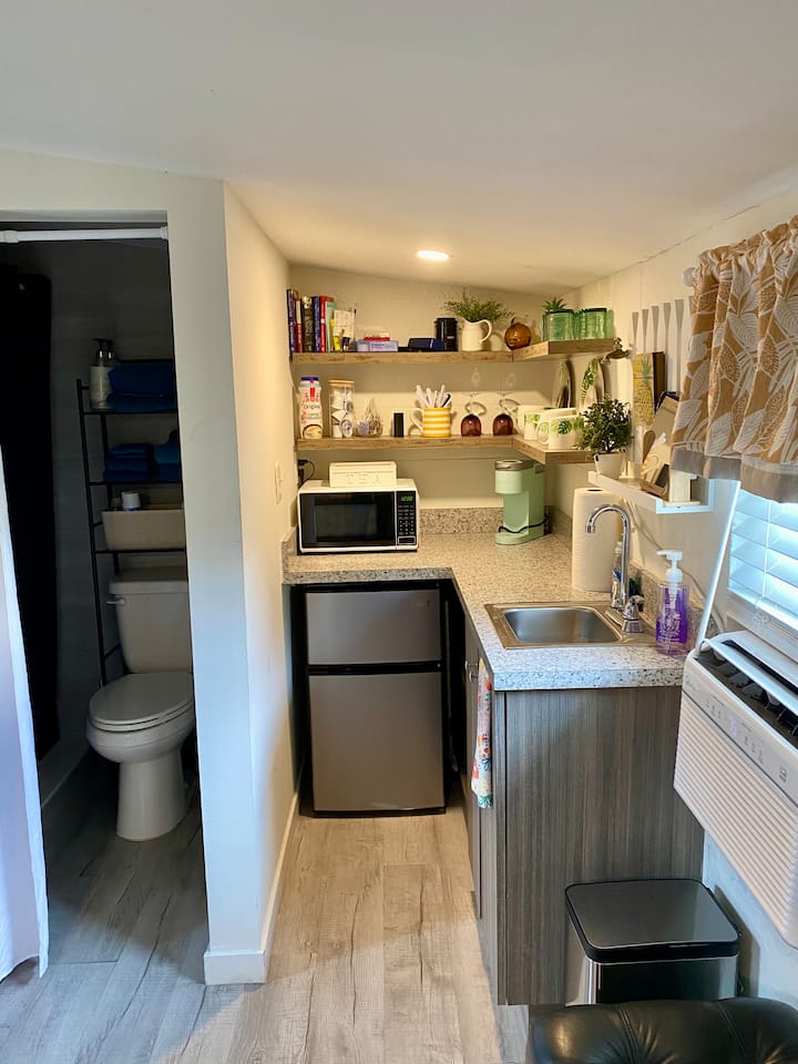 Lil’ Scotty - Private Cozy Efficiency - Mount Dora, FL