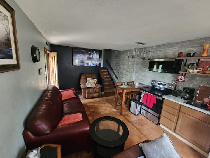 Hug The Comfort Of The Three-bedroom Guest Suite. - South Dakota