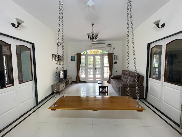 Thiruvanmiyur Furnished Apartment - Chennai