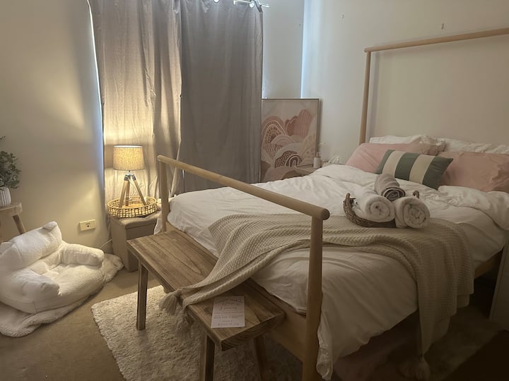 A Simple Cozy Home - Mount Pleasant