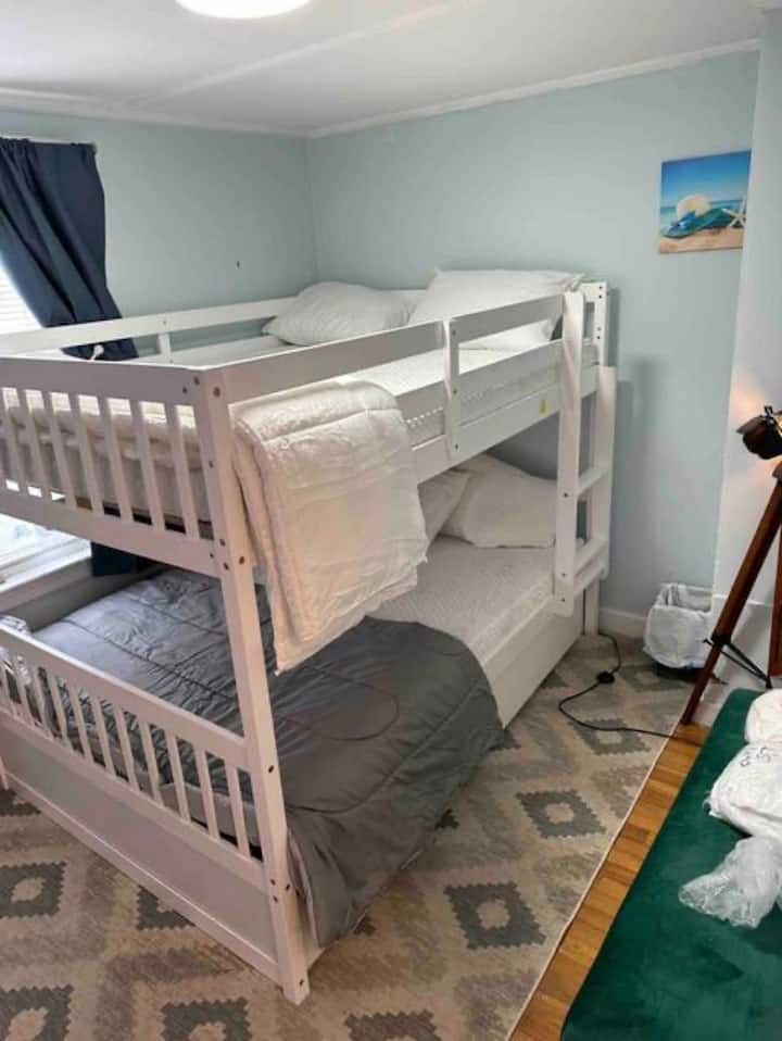 Ocean Healing - Private Room Across From The Ocean - Hampton Beach, NH