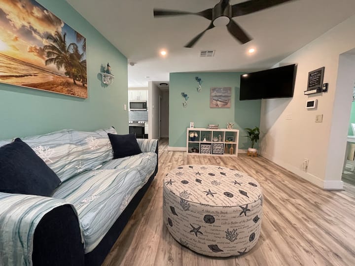 Private House On 1/2 Acre Peaceful Coastal Retreat - Vero Beach, FL