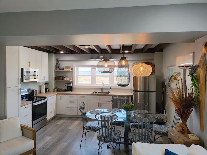 Walk To Gulf / Sound Views 2br/2ba • Full Kitchen - Navarre Beach, FL