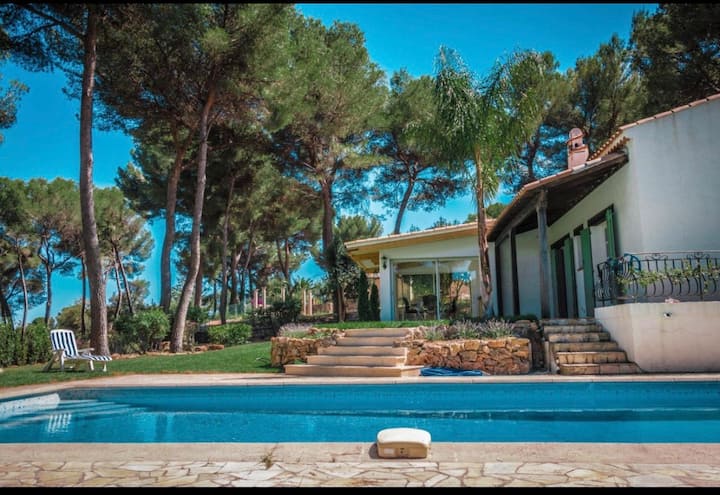 Villa Plein De Charme - Antibes