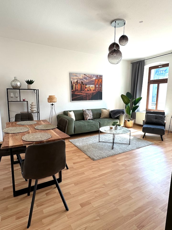 Zentrale Ferienwohnung Mit Balkon Und Stellplatz - Chemnitz
