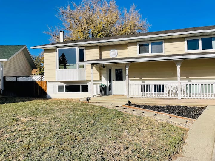 Cozy Cornhub Because Hotels Suck - Taber