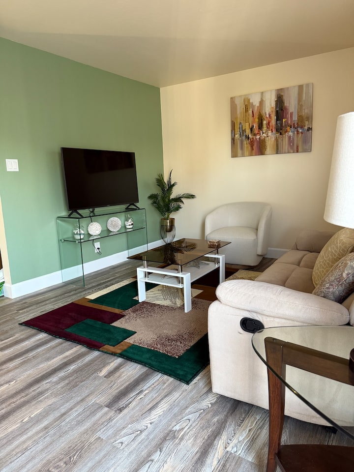 Sunflower 3 - Redwood City, CA