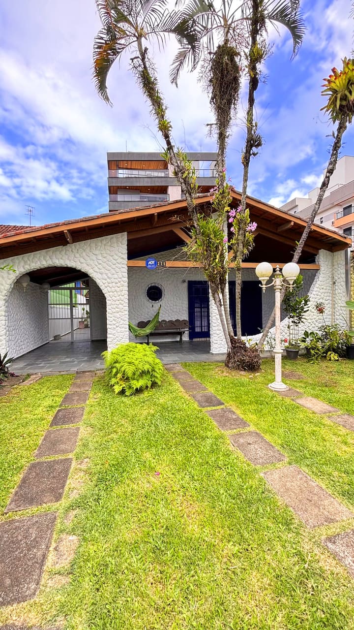 Casa Espaçosa Praia Do Itaguá - Ubatuba