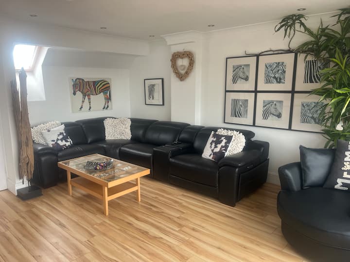 Townhouse - Stunning Sea Views - Portsmouth