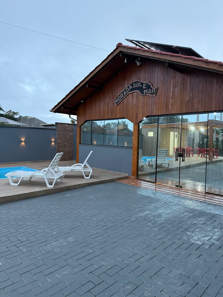 Morada Sol E Mar Praia Do Ervino - Santa Catarina, Brasil